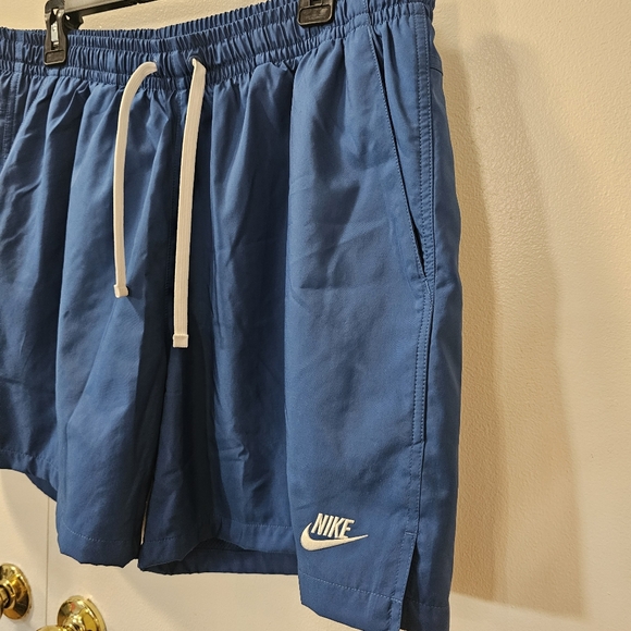 Nike | Shorts | Nike Sportswear Sport Essentials Mens Woven Lined Flow ...